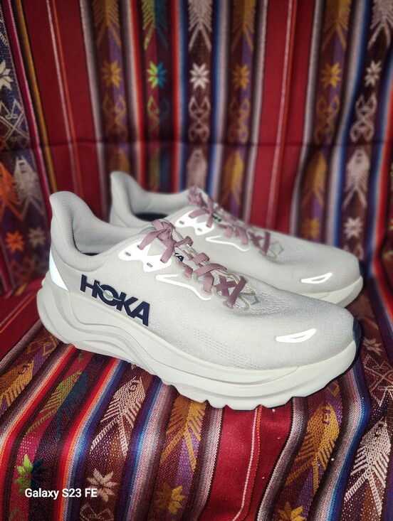 Hoka | Shoes | Hoka Arahi 8 Light Pink Rose Size 9 | Poshmark
